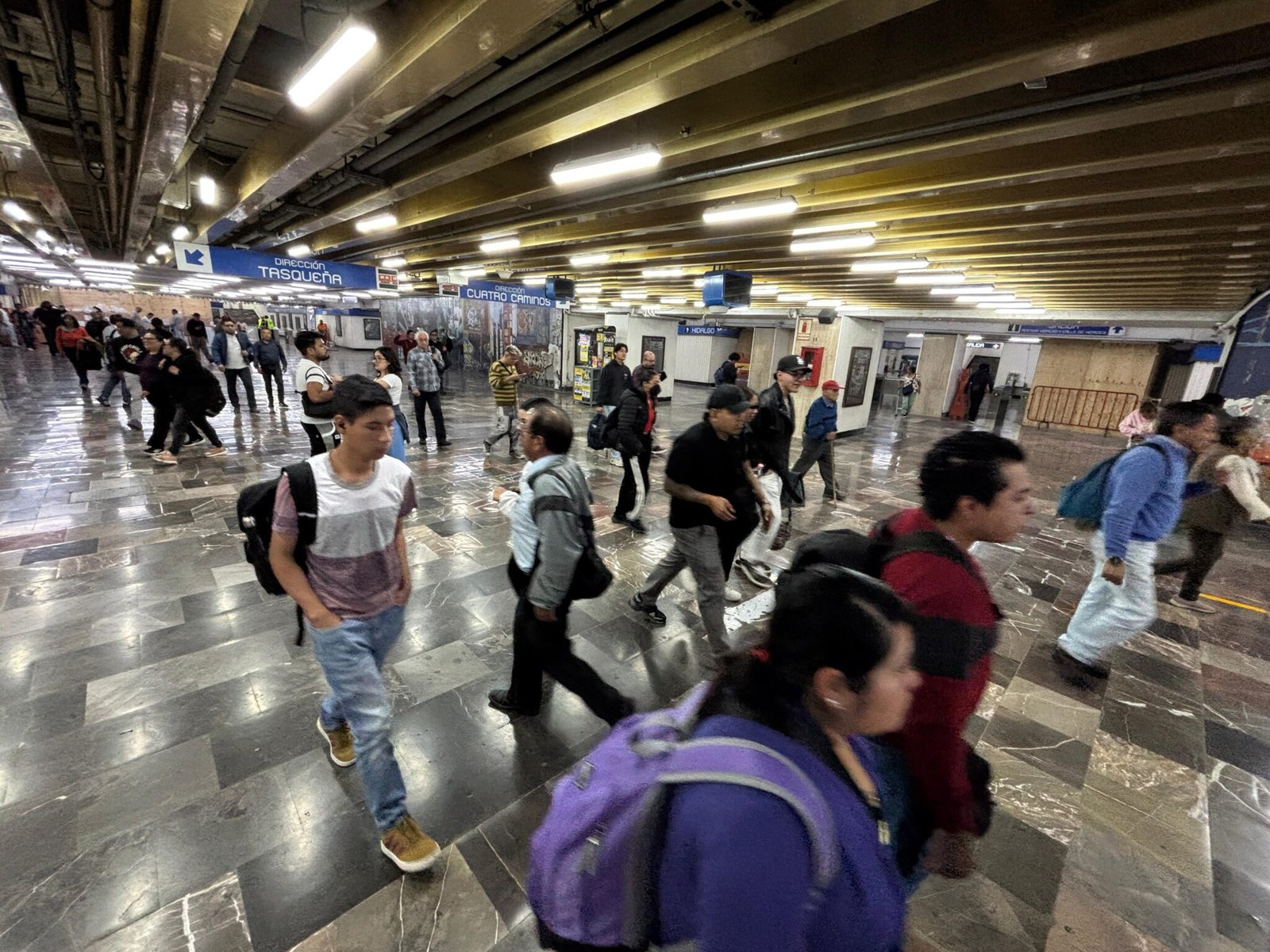 Metro y Metrobús: Arrancan el lunes con estaciones repletas y… – Metro ...
